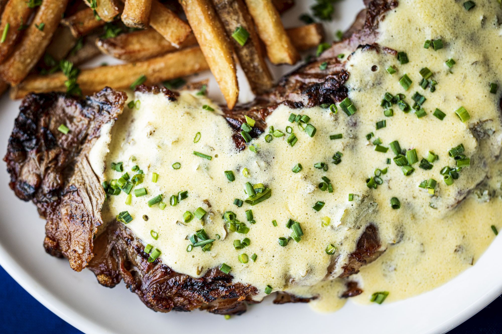 Eat & Drink - Casual-Yet-Chic Harborside Dining